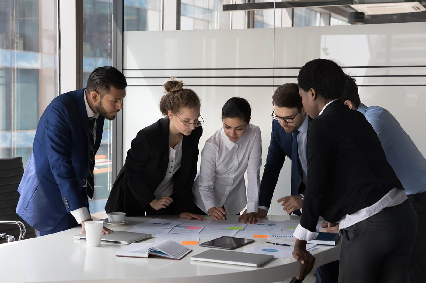 Advanced Professional Certificate in Strategic Leadership Training Course